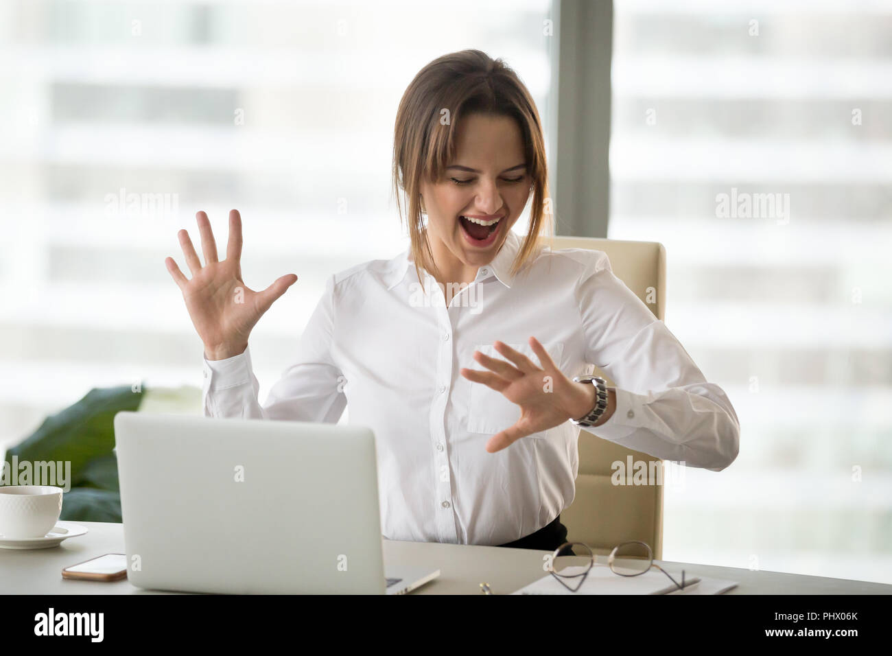 Meet expectation hi-res stock photography and images - Alamy