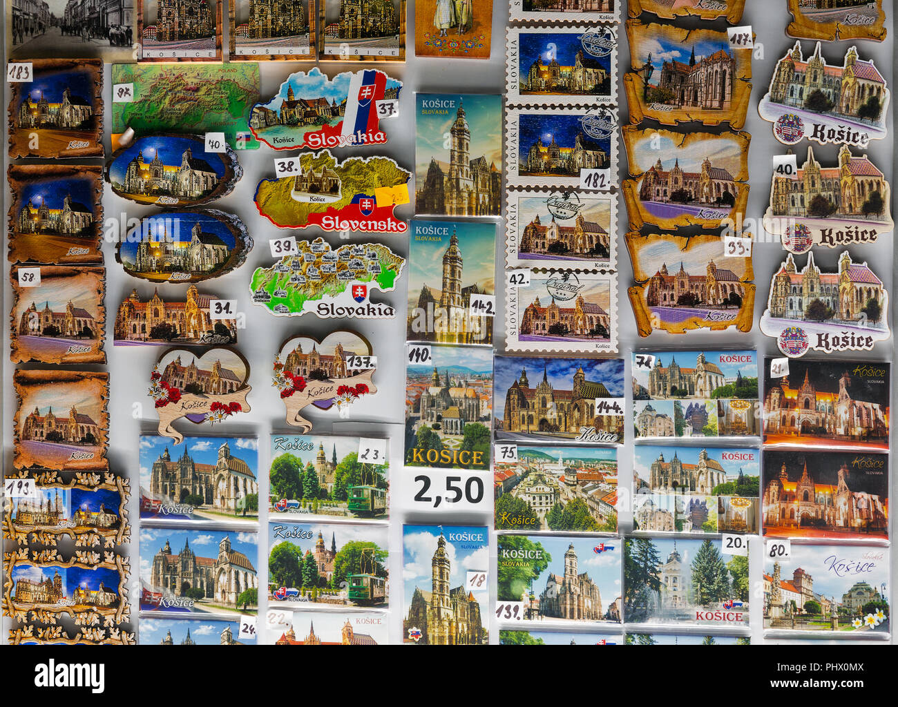 Refrigerator magnets hi-res stock photography and images - Alamy