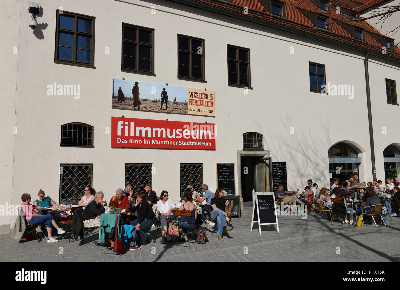Filmmuseum, Muenchner Stadtmuseum, Sankt-Jakobs-Platz, Muenchen, Bayern ...