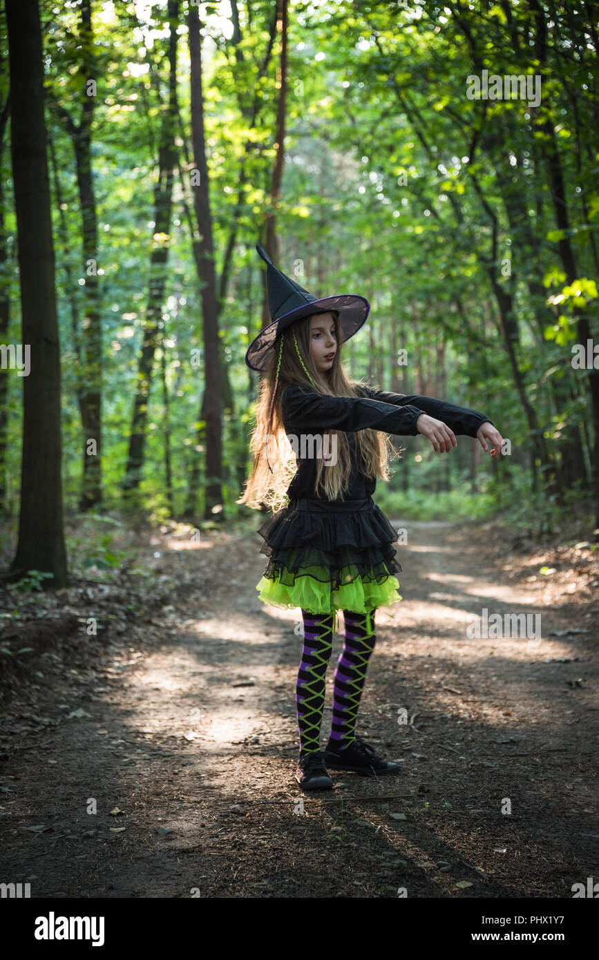 Little Girl Witch Costume
