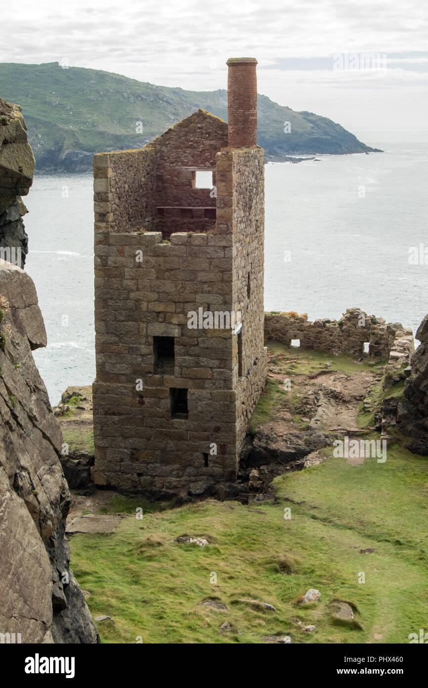Botallack cornwall and poldark hi-res stock photography and images - Alamy