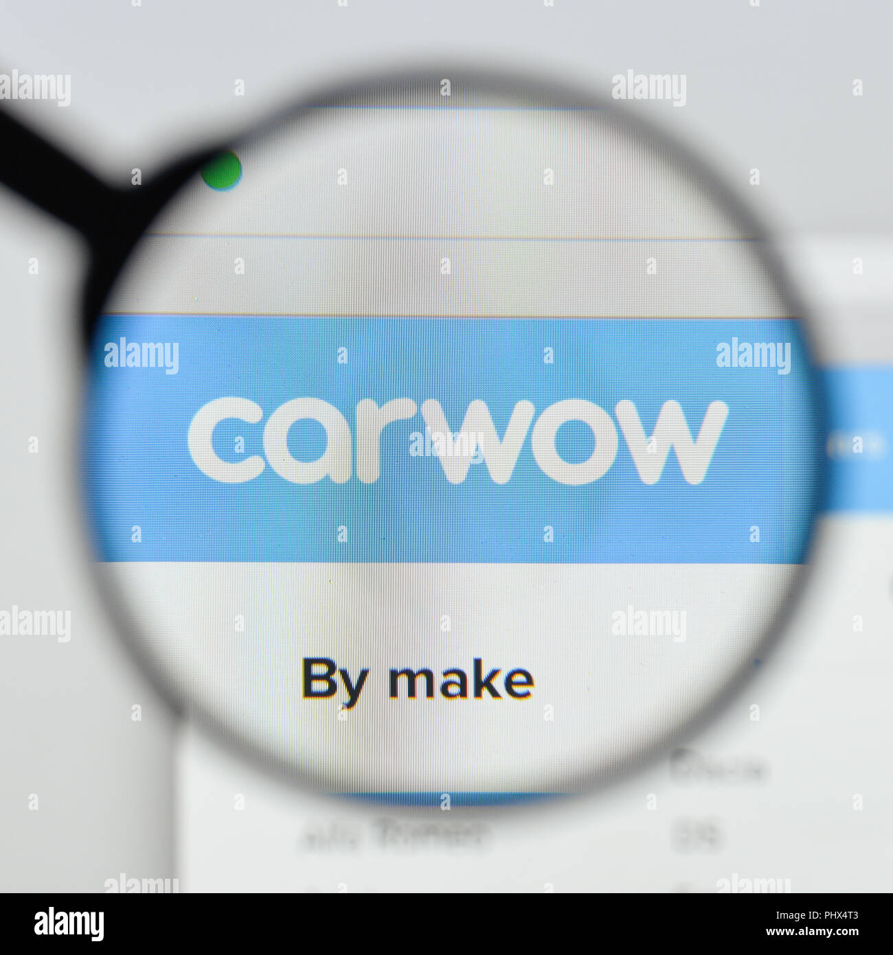 Carwow website hi-res stock photography and images - Alamy