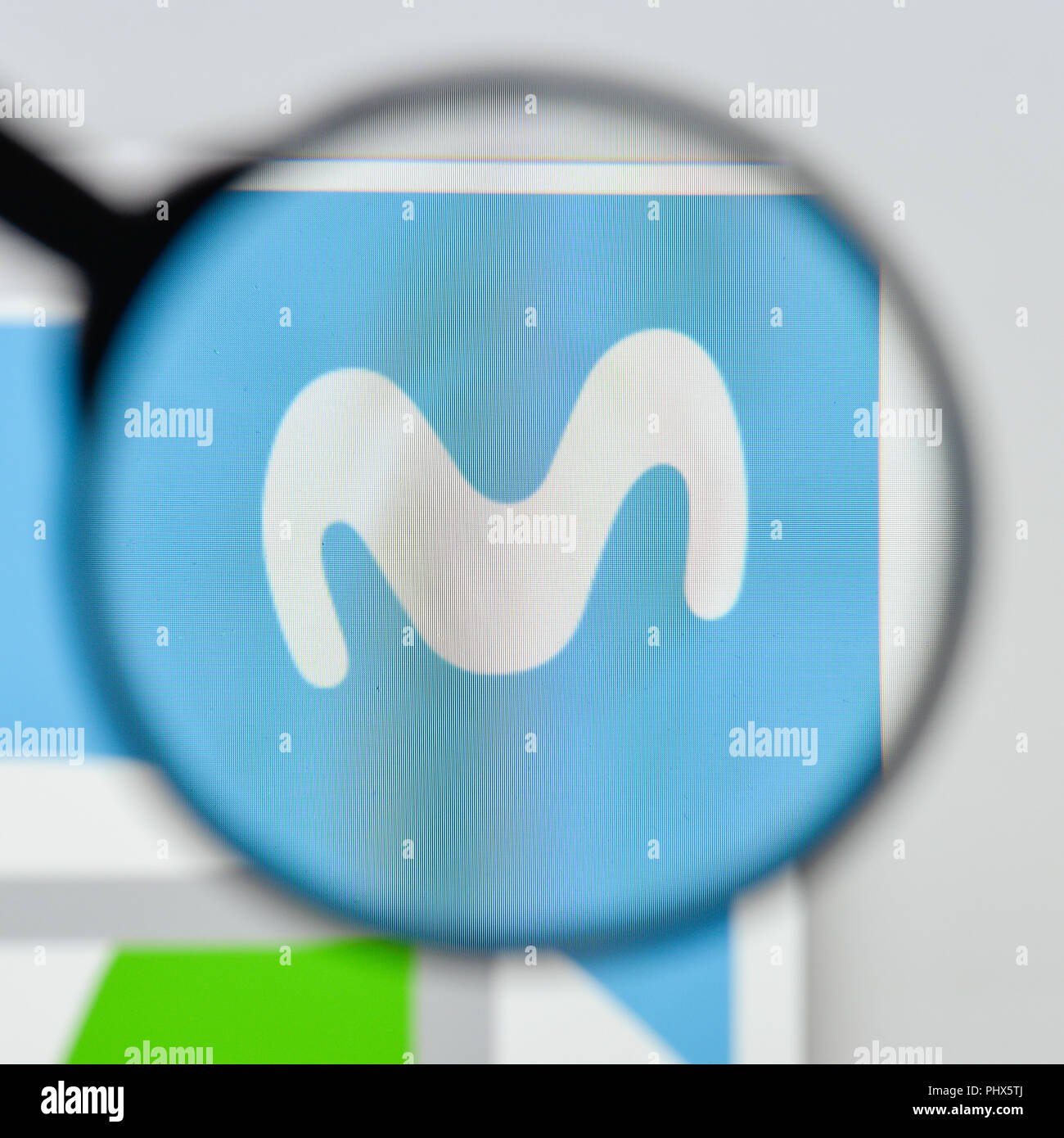 Movistar store hi-res stock photography and images - Alamy
