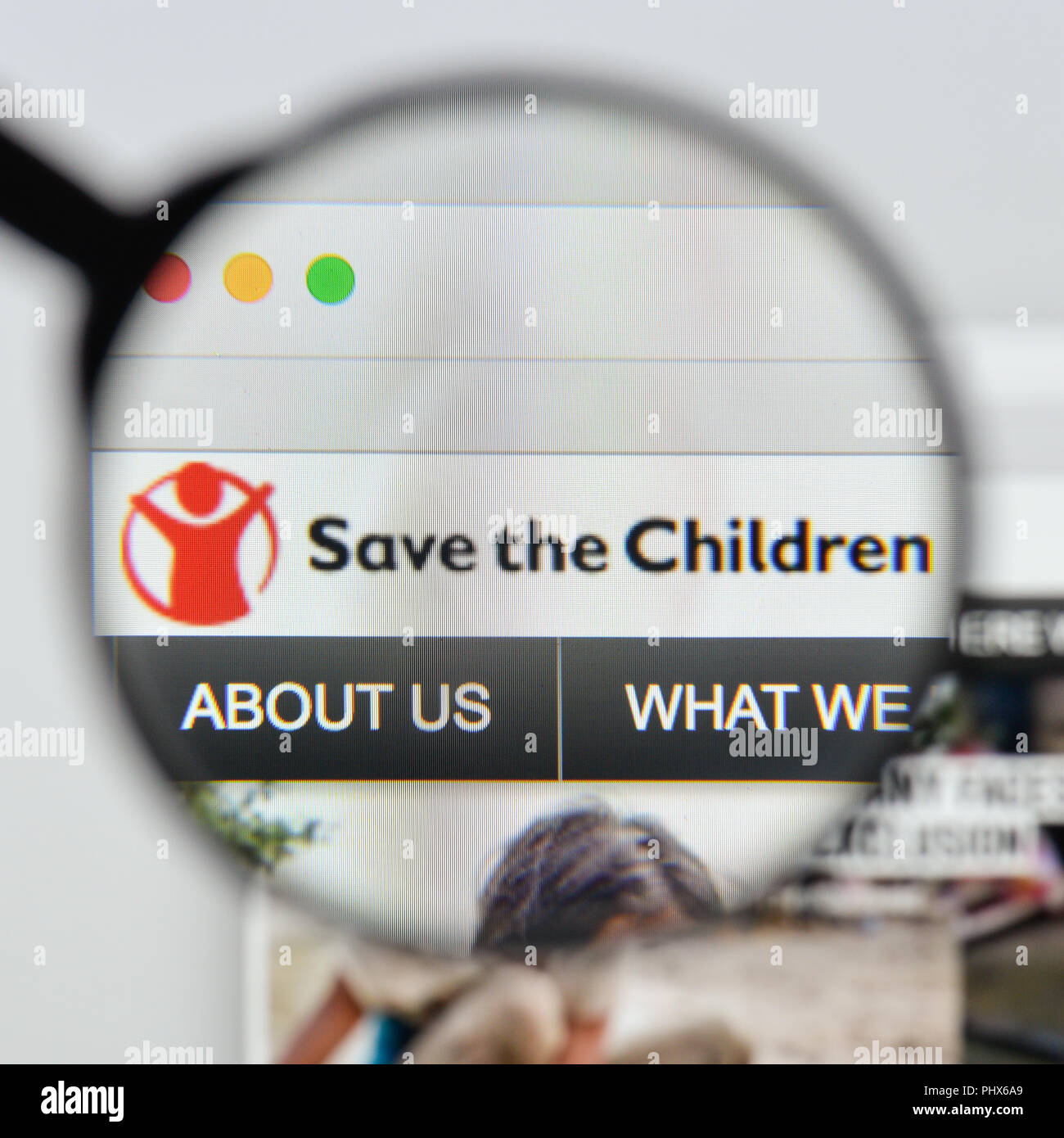 Save the children logo hi-res stock photography and images - Alamy