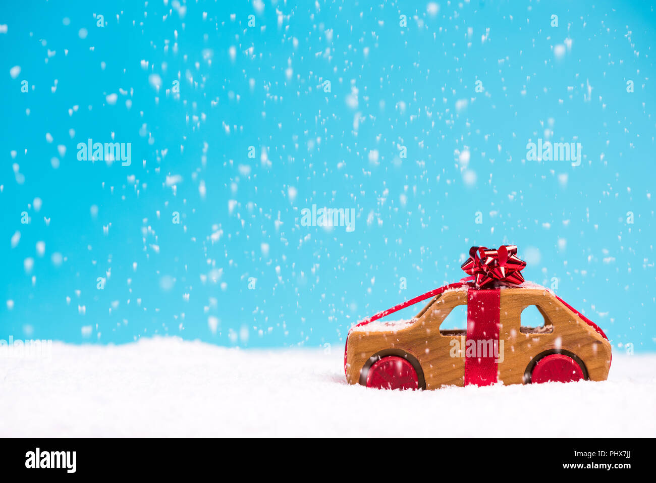 Christmas car sale or gift, template concept Stock Photo - Alamy