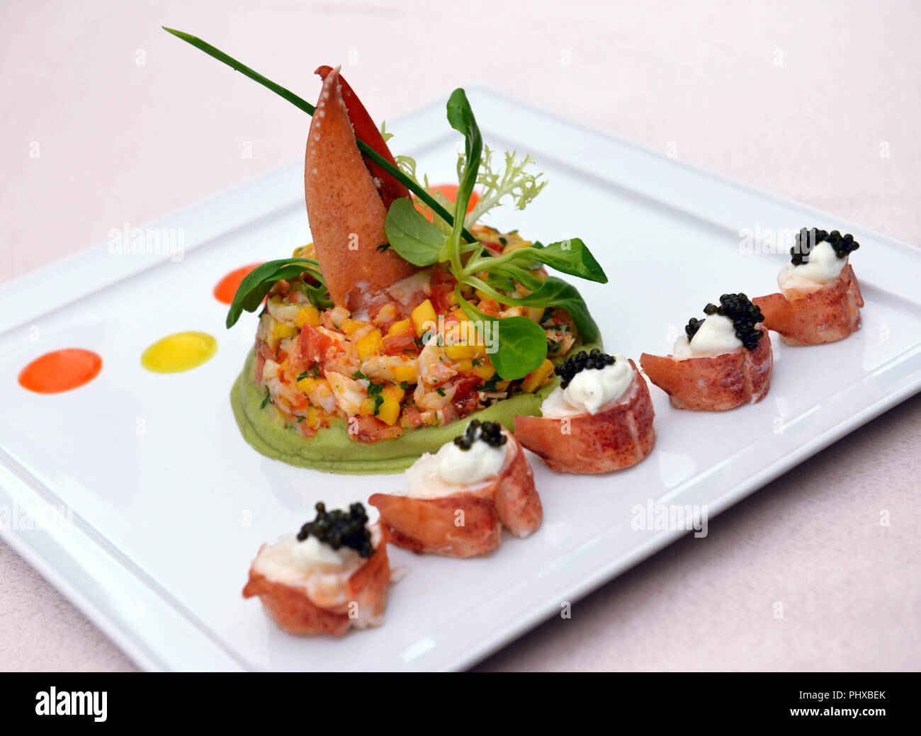Caviar and lobster hi-res stock photography and images - Alamy