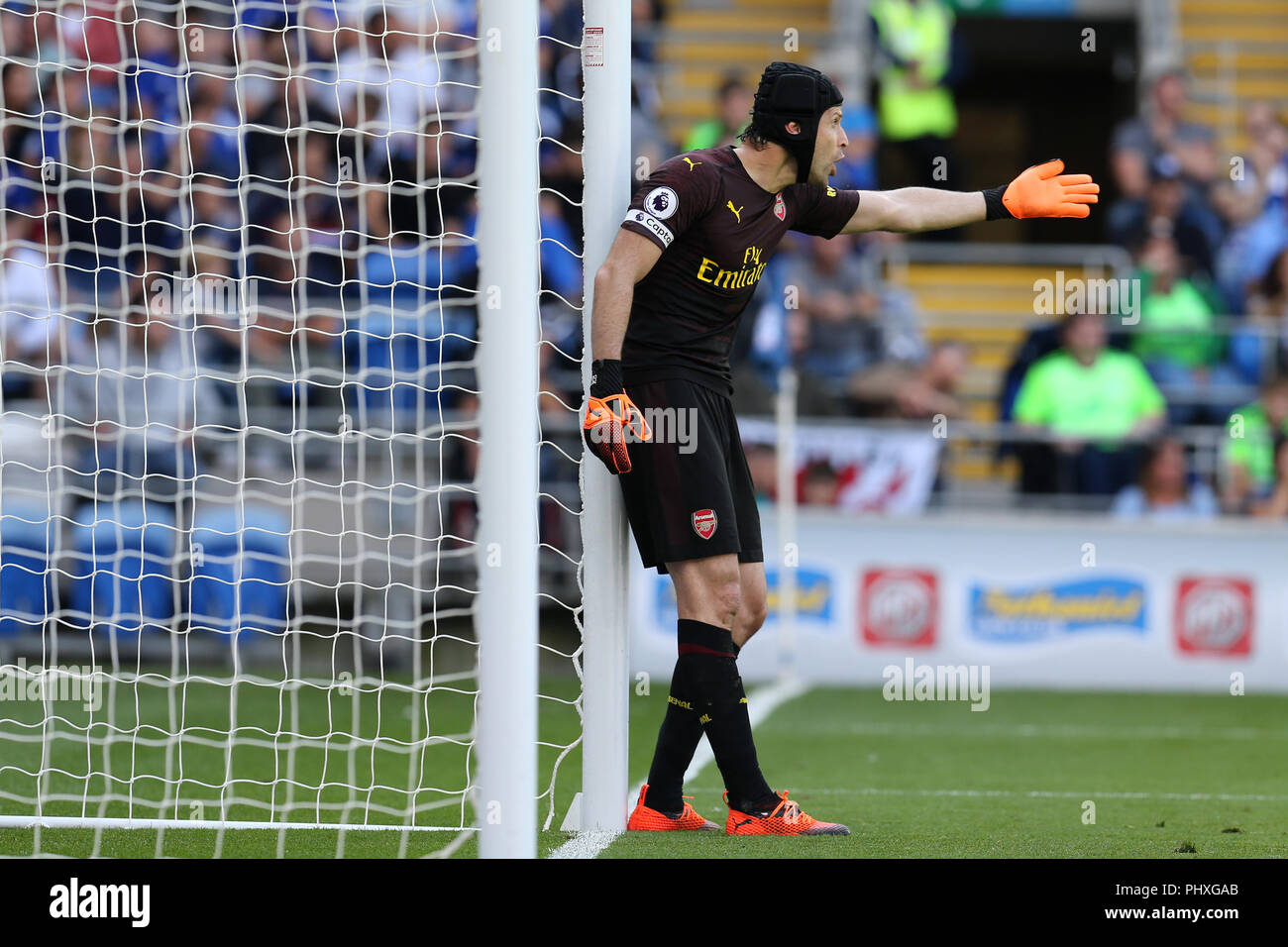 Arsenal goalkeeper petr cech hi-res stock photography and images - Alamy