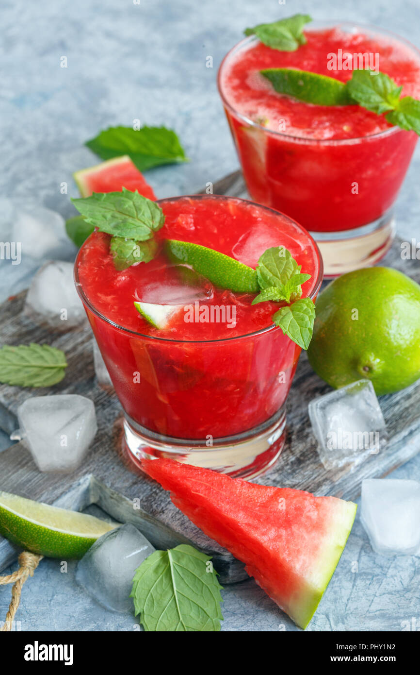 Watermelon cocktail mint ice hi-res stock photography and images - Alamy