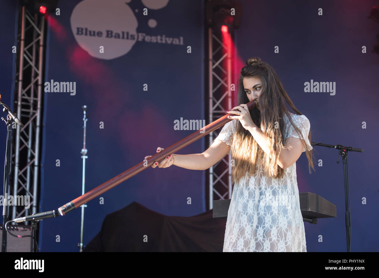 Cari cari concert hi-res stock photography and images - Alamy Cari cari concert hi-res stock photography and images - Alamy