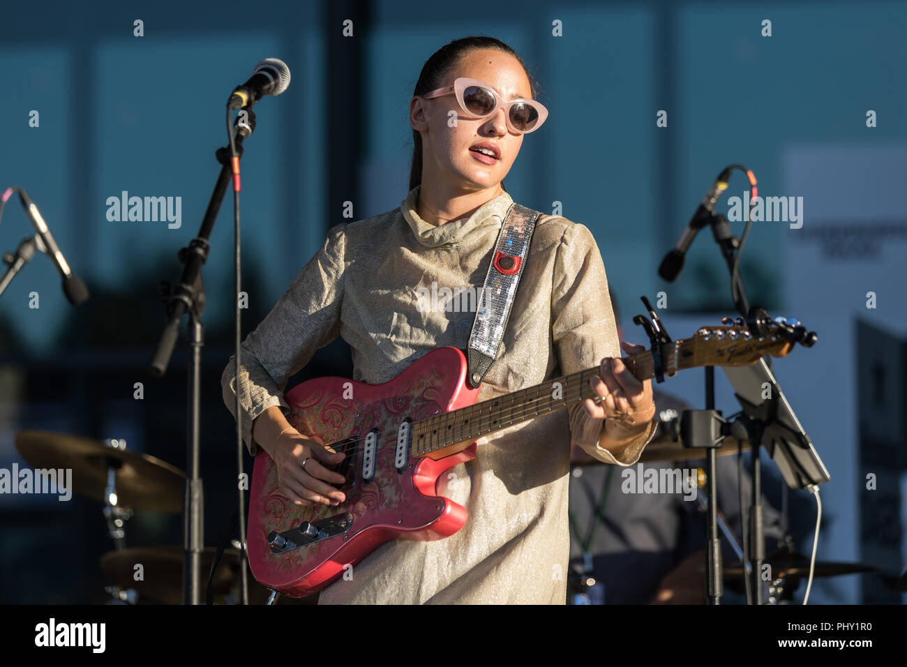 Reed plaza hi-res stock photography and images - Alamy