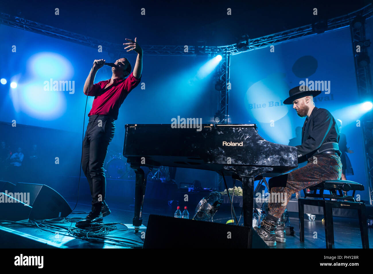 Hurts band hi-res stock photography and images - Alamy