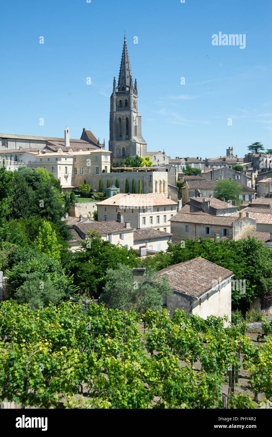 Saint-Émilion Monolithic Church Stock Photo - Alamy
