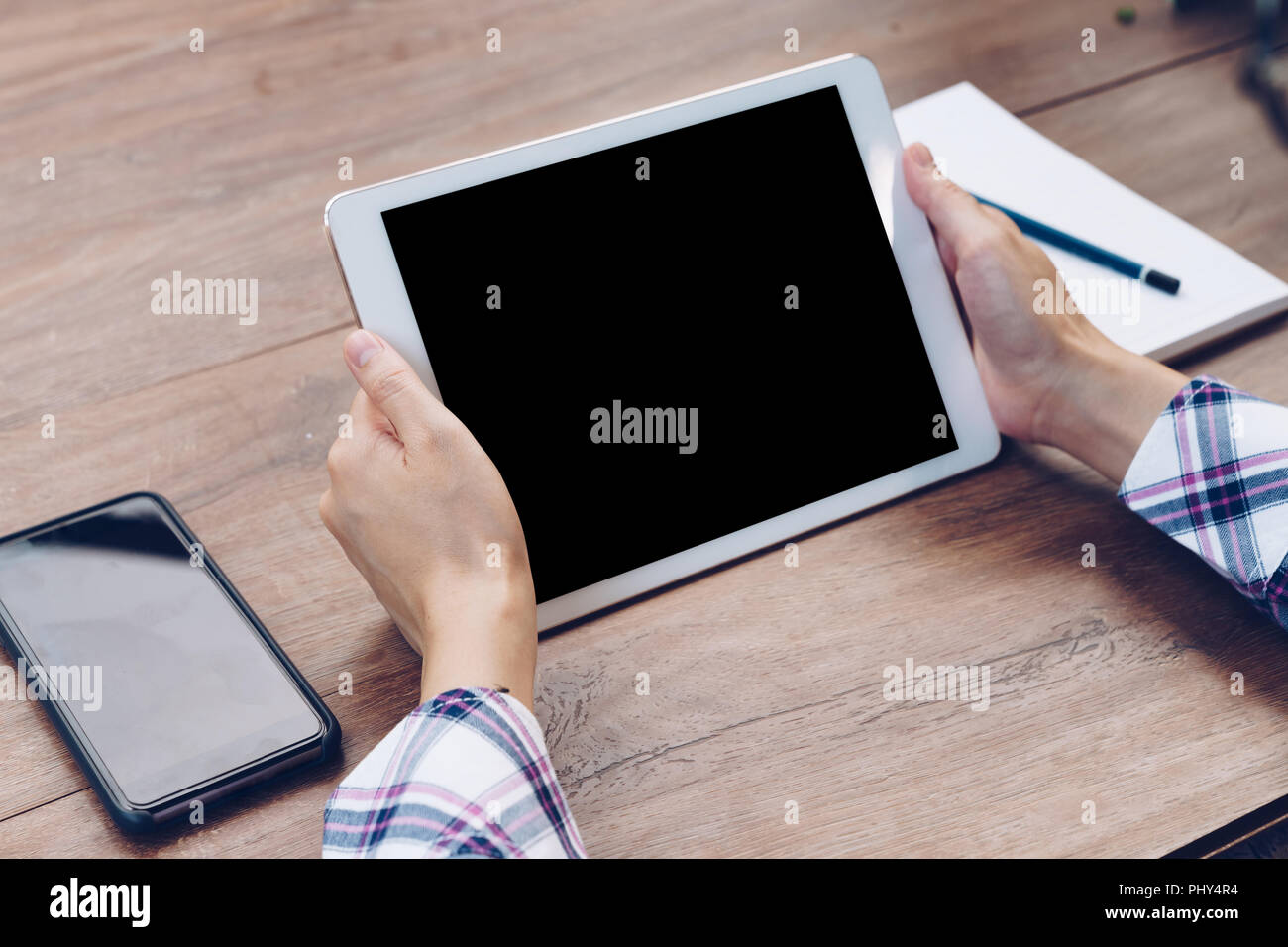 Retro computer black woman hi-res stock photography and images - Alamy