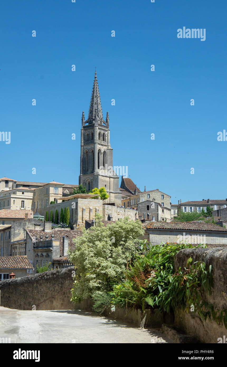 Monolithic church hi-res stock photography and images - Alamy