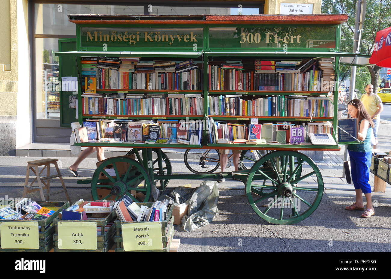 Book cart budapest hi-res stock photography and images - Alamy