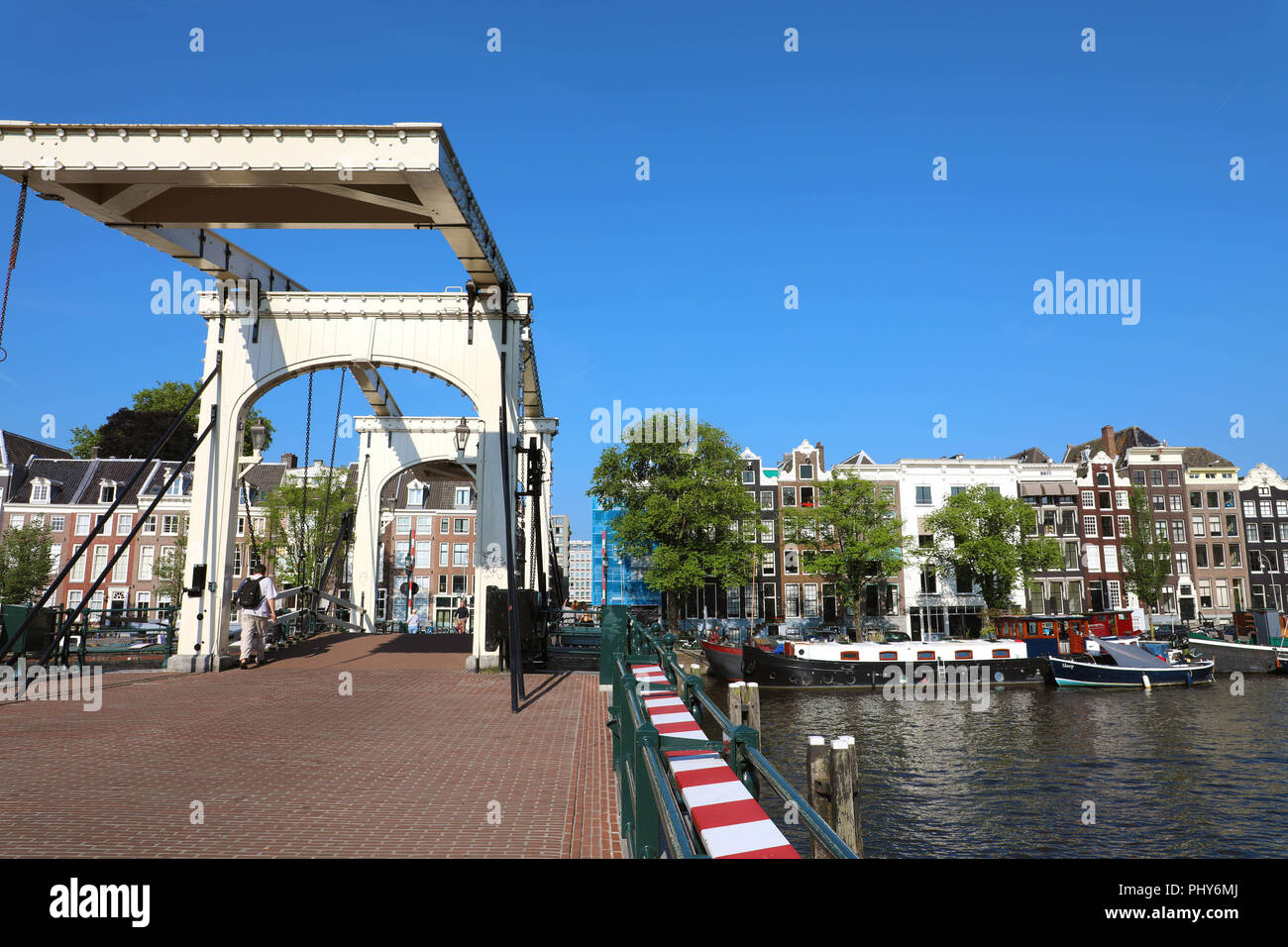 Canal wooden drawbridge structure hi-res stock photography and images ...