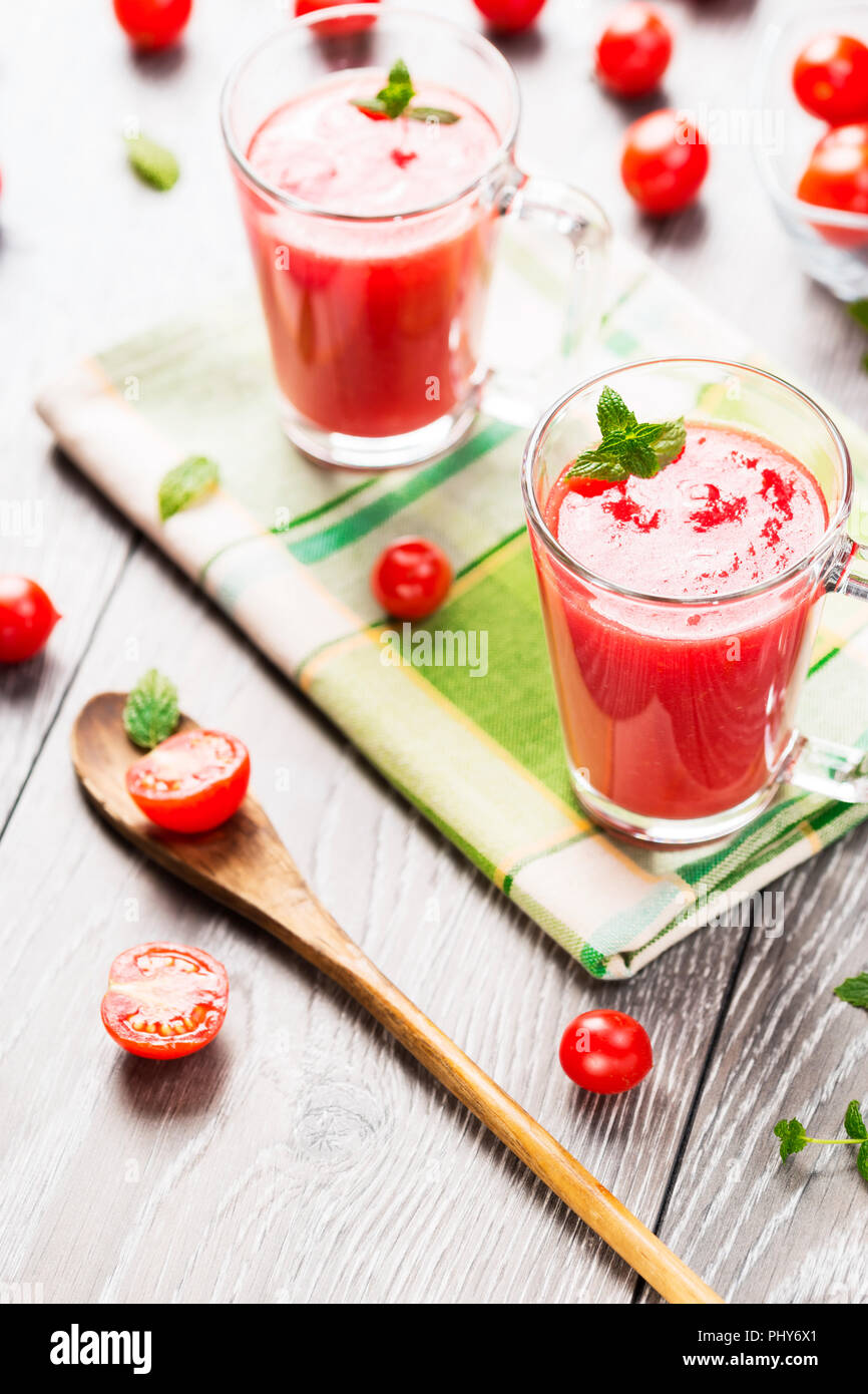 Tomato juice drink hi-res stock photography and images - Alamy