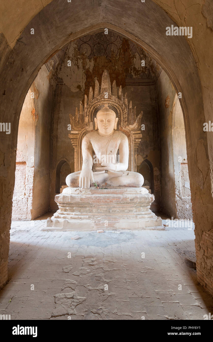Alo Pyi pagoda, Bagan, Myanmar Stock Photo - Alamy