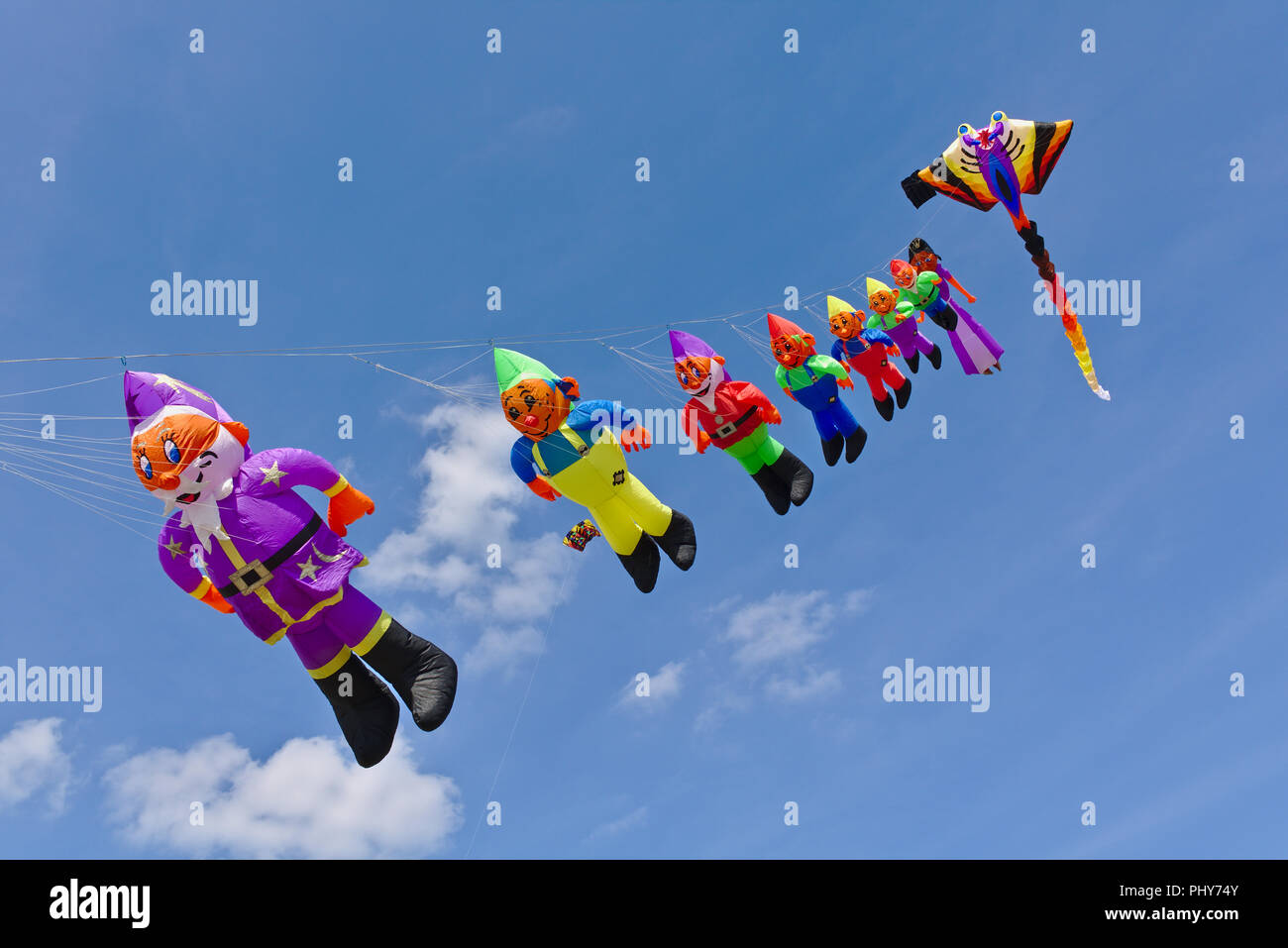 Seven dwarfs hi-res stock photography and images - Alamy