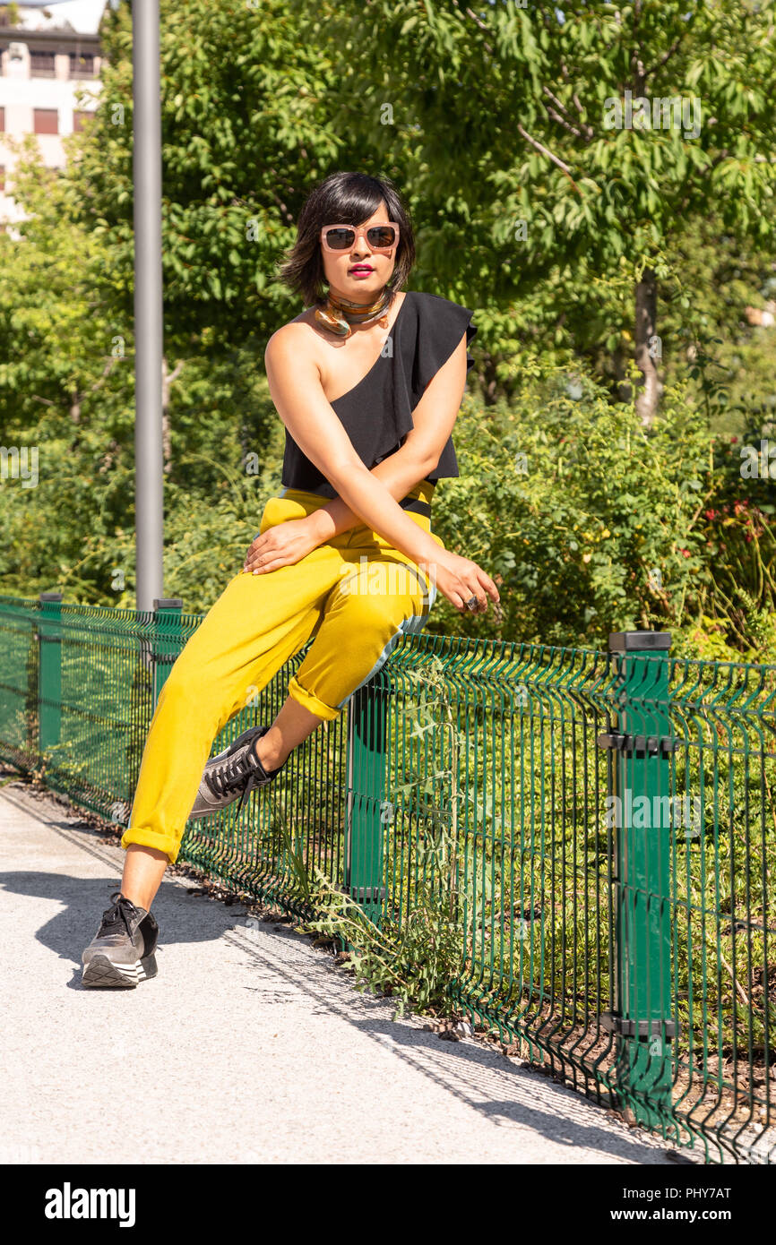 Woman sitting indian style hi-res stock photography and images - Alamy