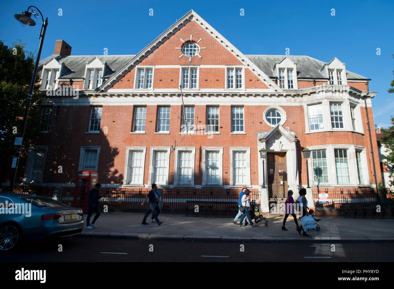 Hampstead police station rosslyn hill hi-res stock photography and ...