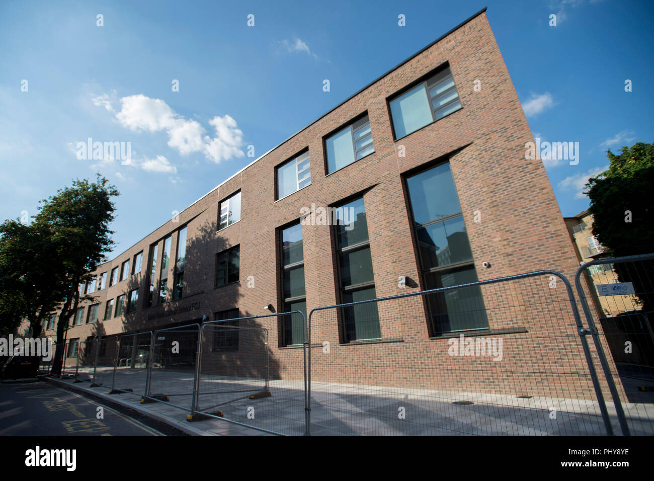 A new school building for the Maria Fidelis Catholic School FCJ which ...