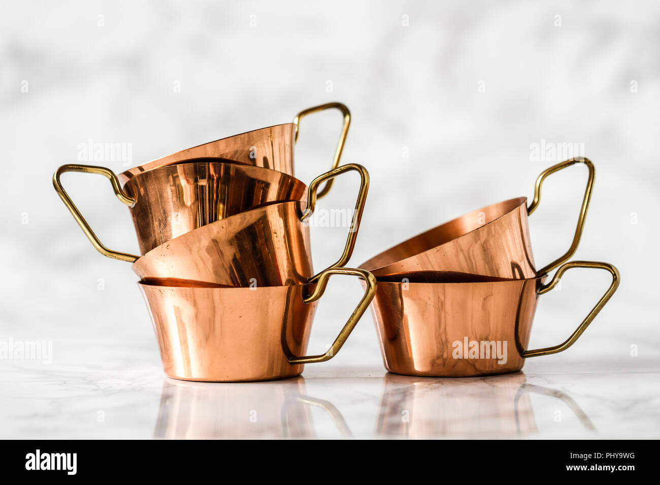 The copper kettle tea bar hi-res stock photography and images - Alamy