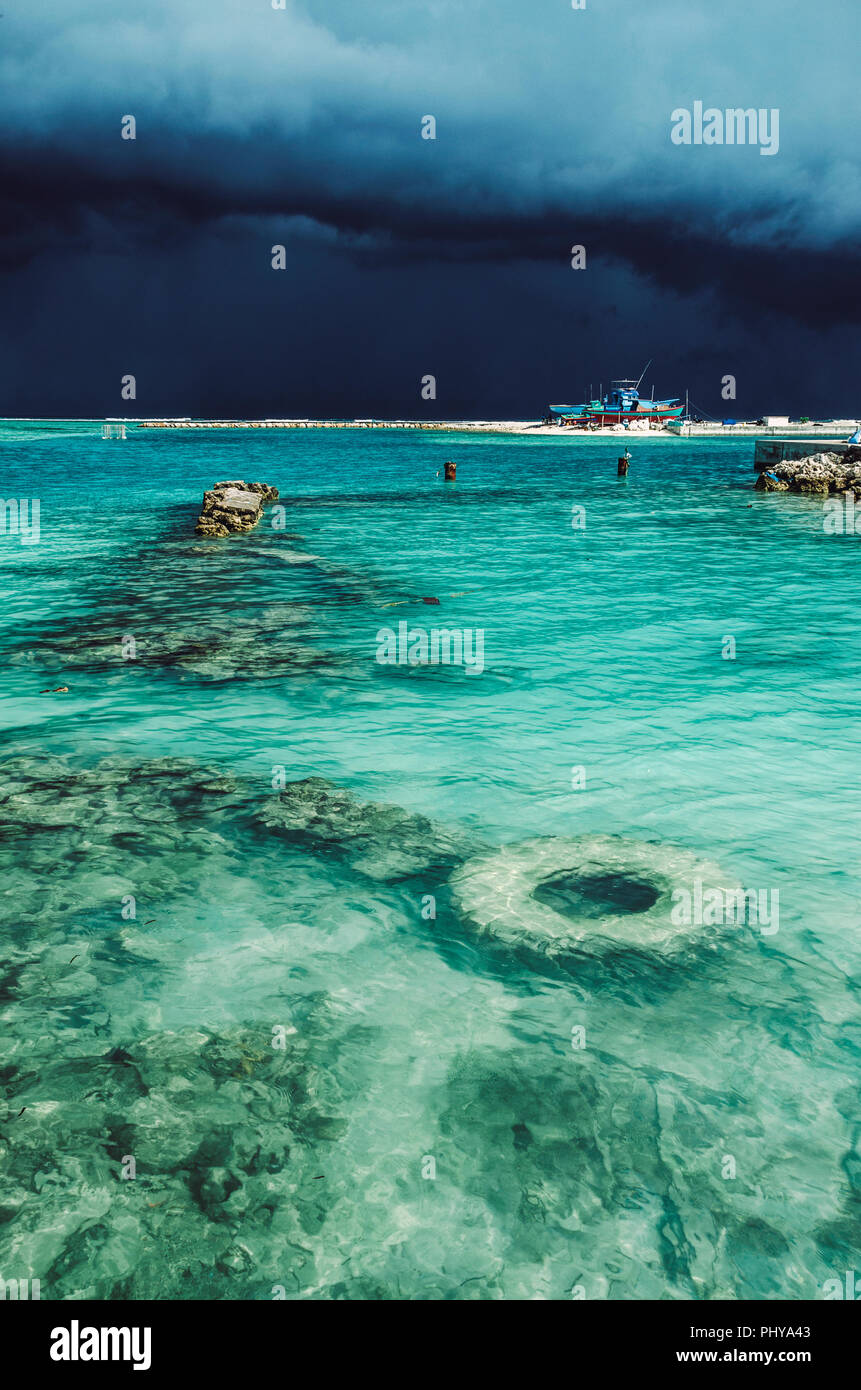 Maldives storm hi-res stock photography and images - Alamy
