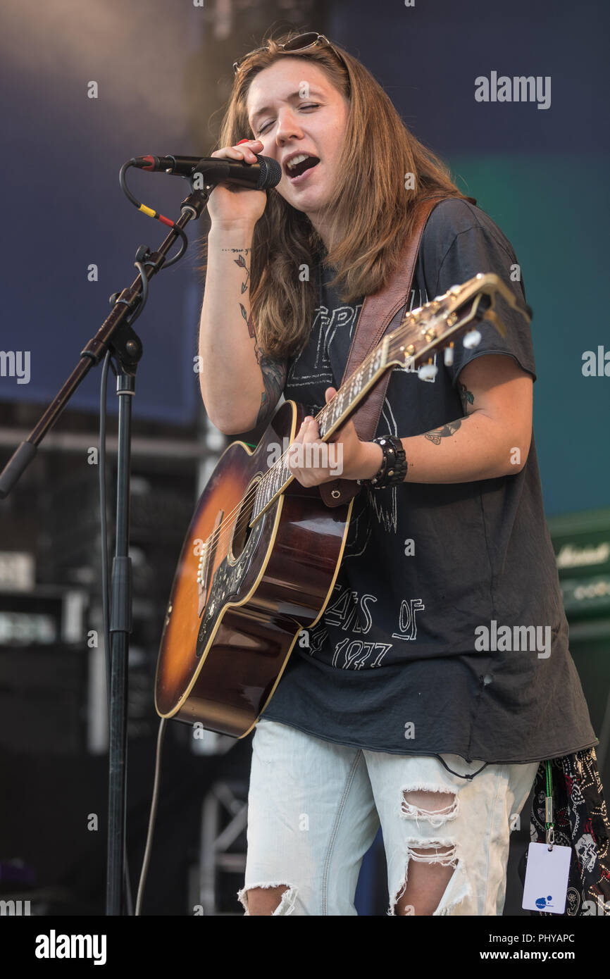 Joon singer hi-res stock photography and images - Alamy