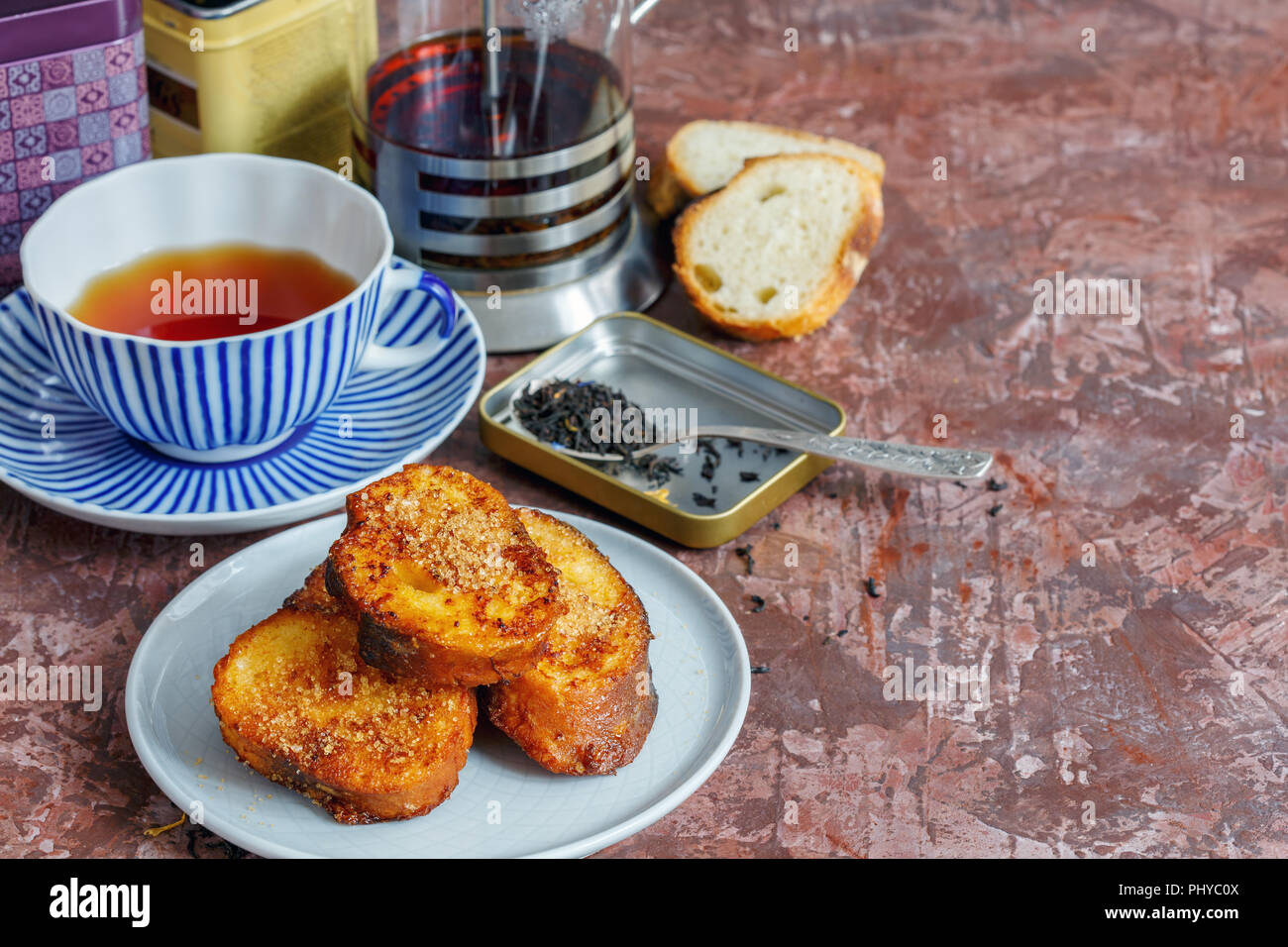 Toast tea hi-res stock photography and images - Alamy