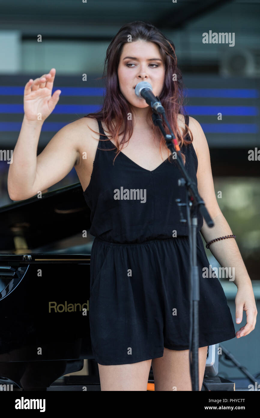 Tanya barany hi-res stock photography and images - Alamy