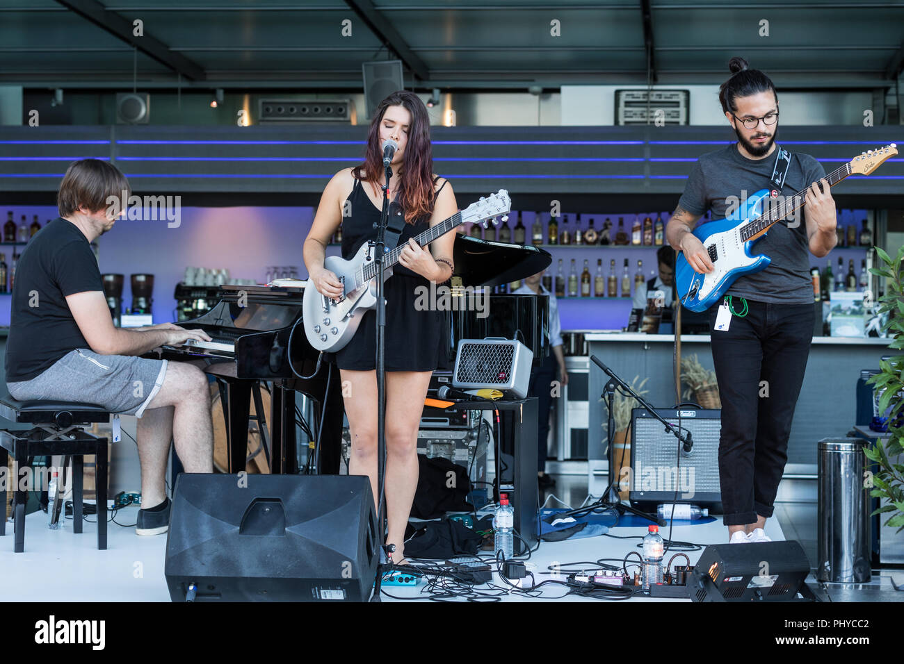 Tanya Barany High Resolution Stock Photography and Images - Alamy