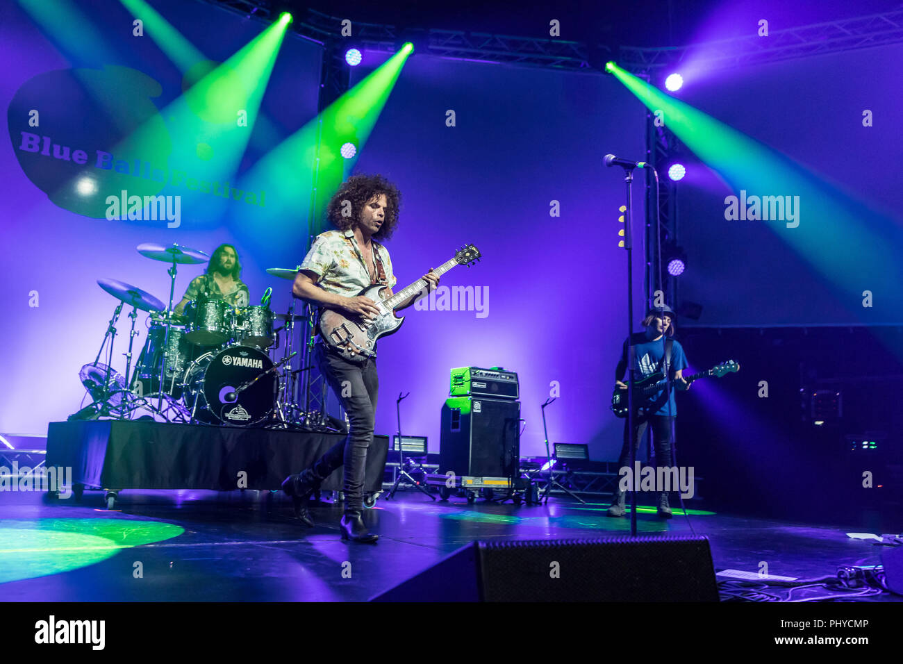 Wolfmother hi-res stock photography and images - Alamy