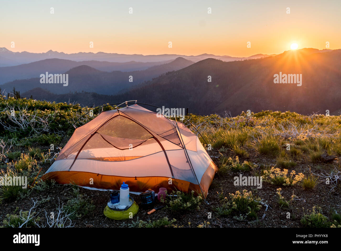 Pacific crest trail california camp hi-res stock photography and images ...