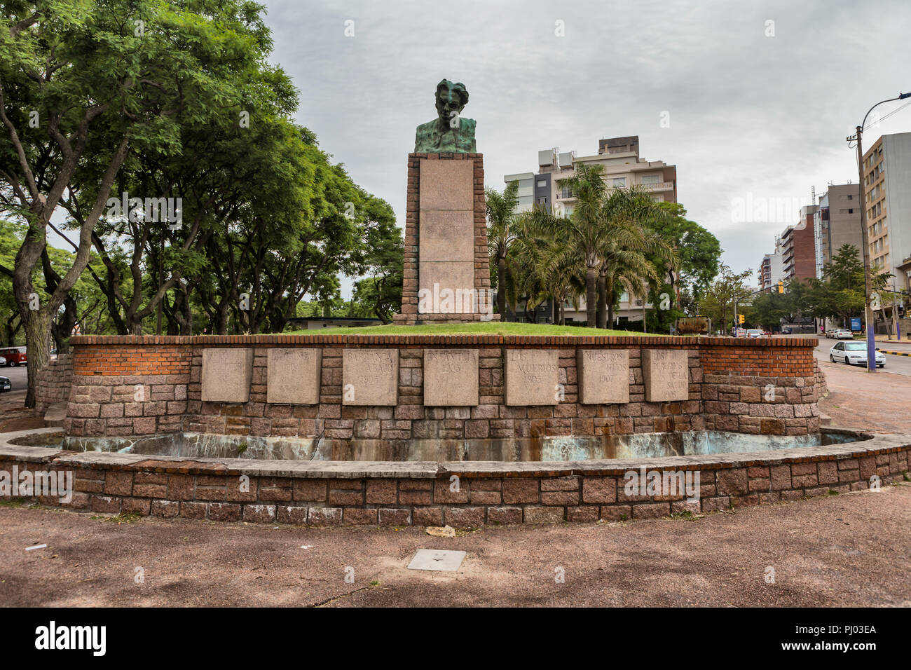 Uruguayan sculpture hi-res stock photography and images - Alamy