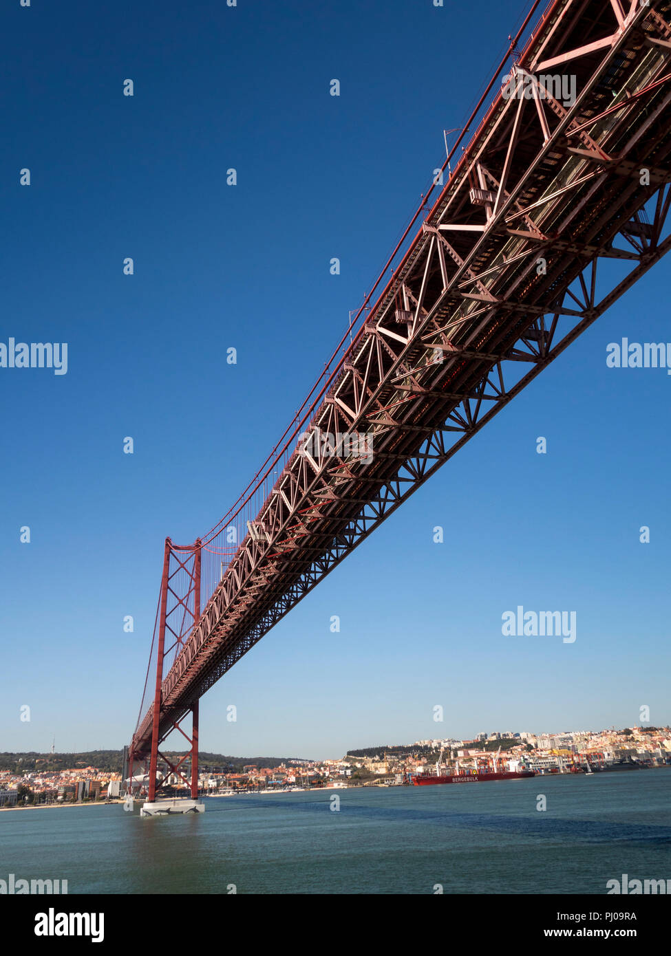 Bridge built 1960s hi-res stock photography and images - Alamy