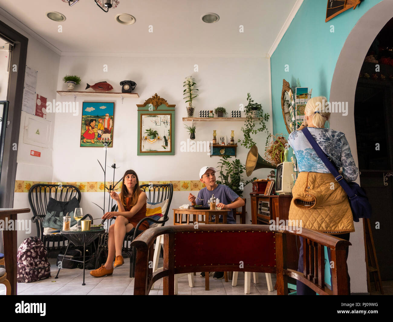 Lisbon local tours hi-res stock photography and images - Alamy