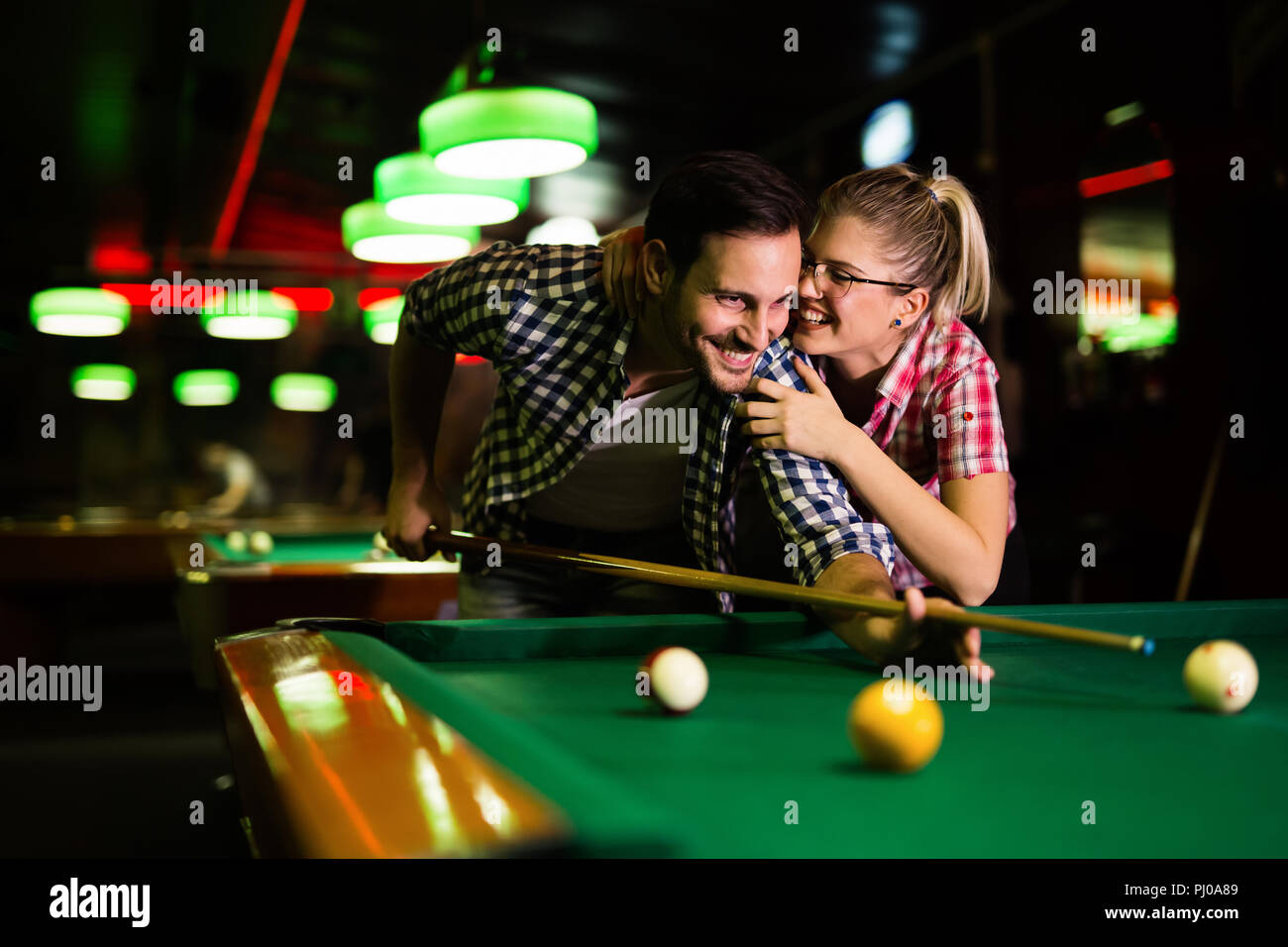 Snooker hi-res stock photography and images - Alamy