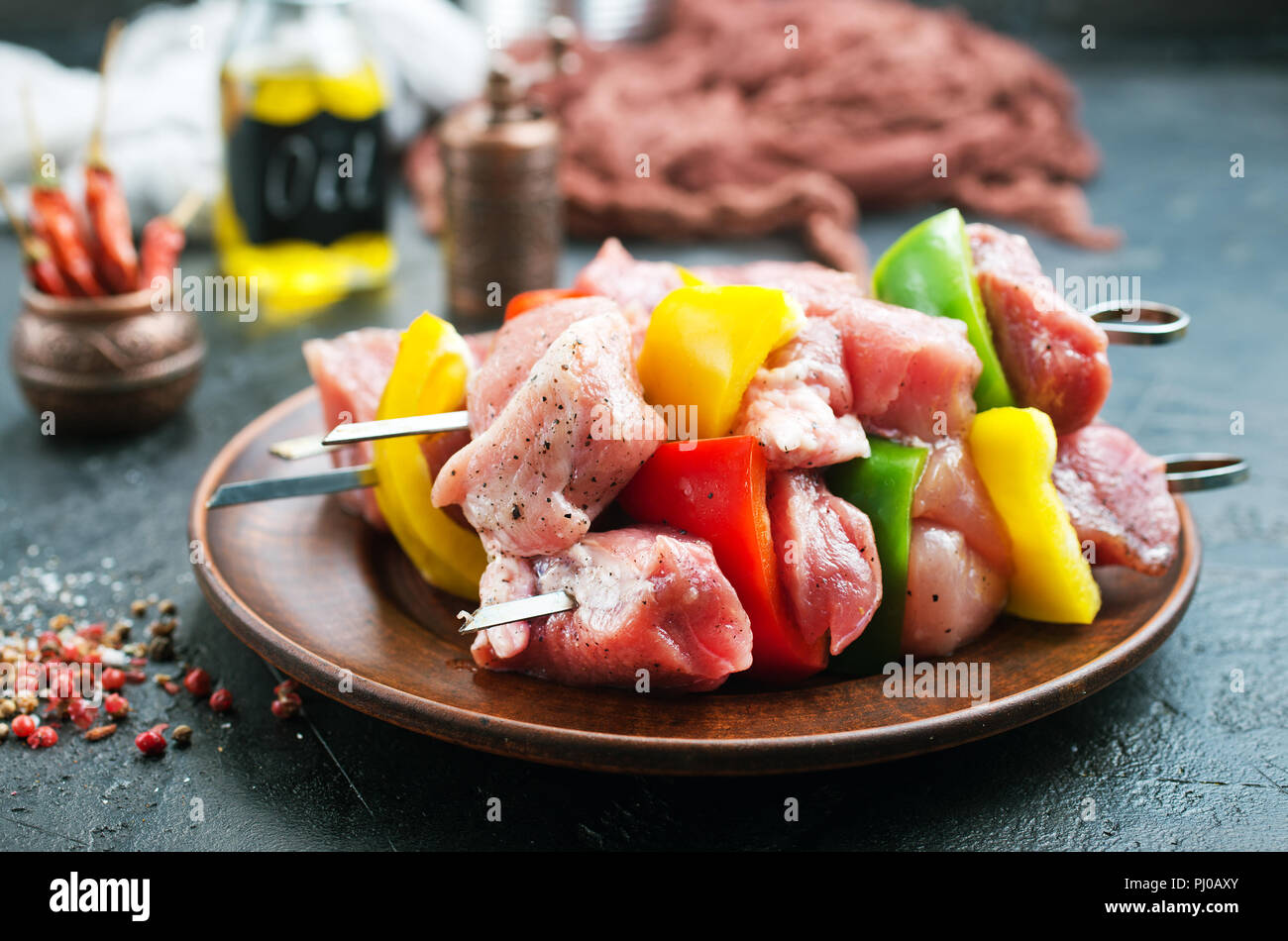 raw kebab, raw meat for kebab with spice Stock Photo - Alamy