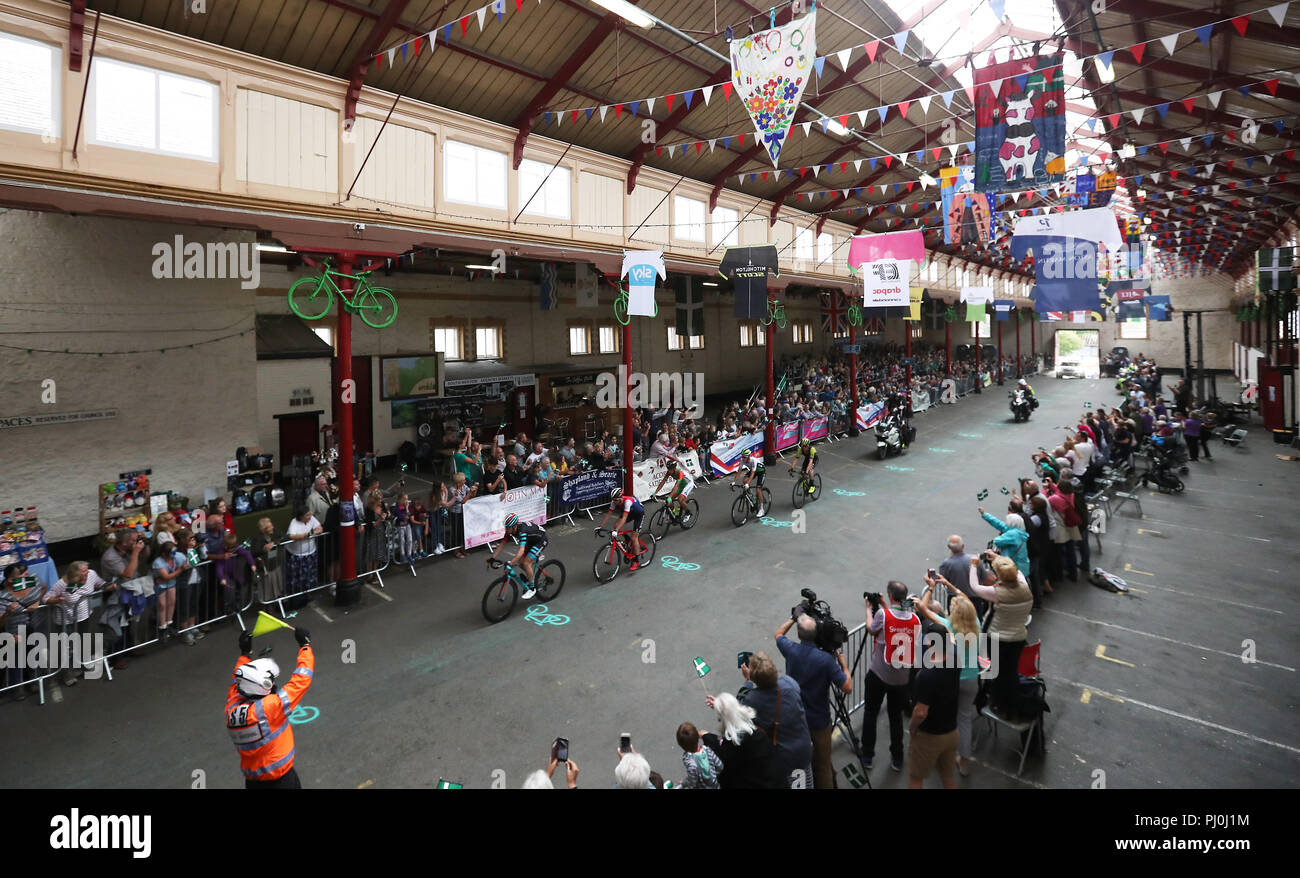 Genesis cycle hi-res stock photography and images - Alamy