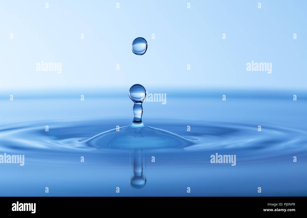 water drops splash Stock Photo - Alamy