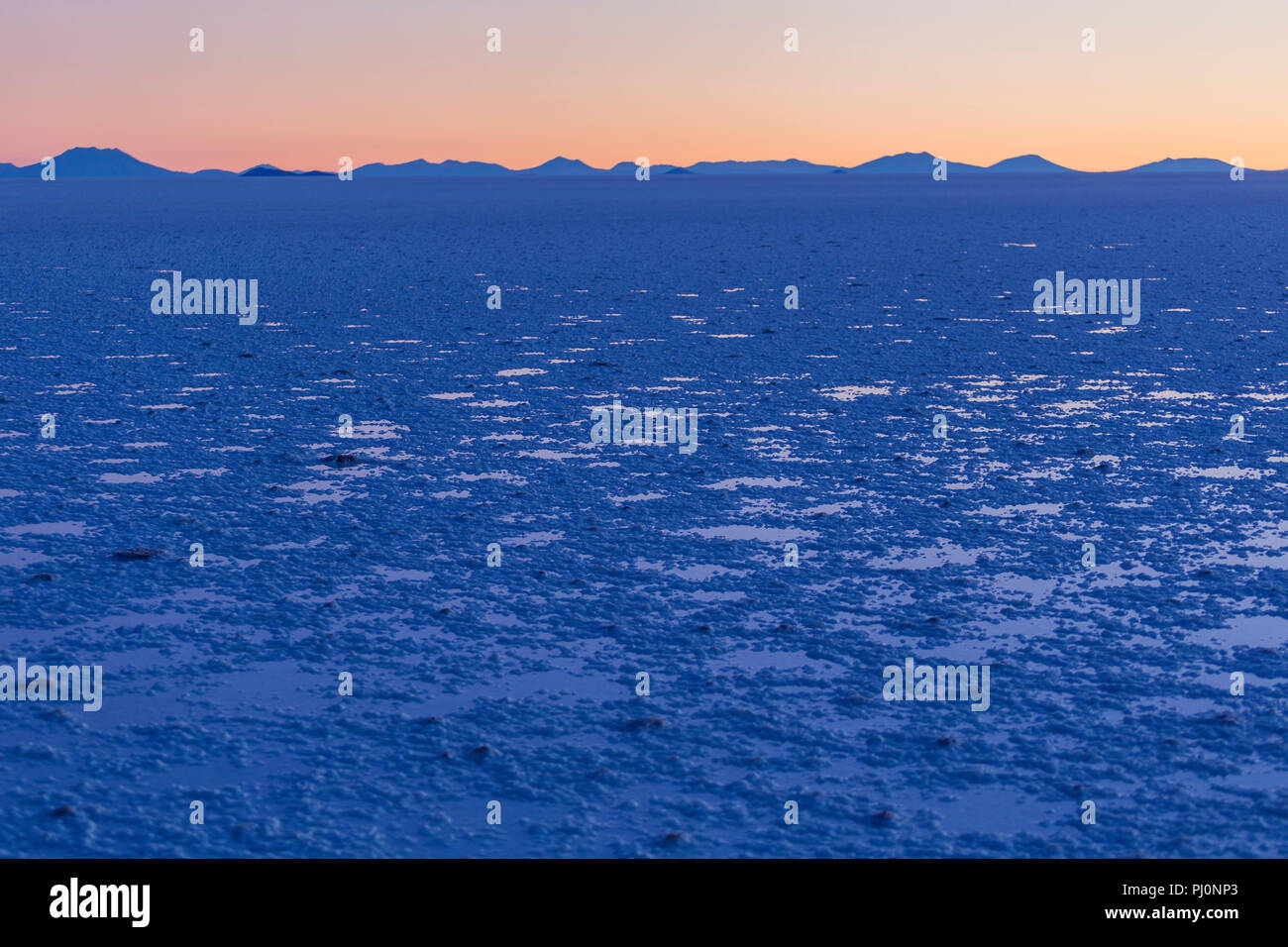 Uyuni salt flat, Salar de Uyuni, near Tahua, Potosi department, Bolivia ...