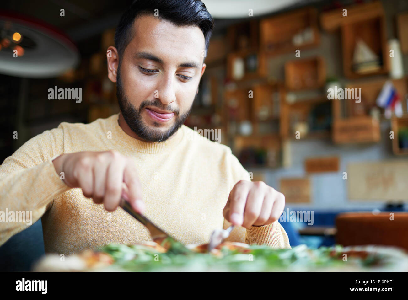 Traditional italian man hi-res stock photography and images - Alamy