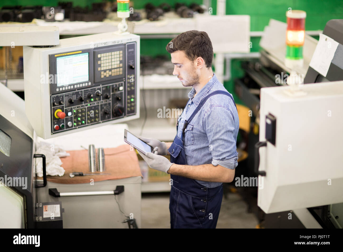 Networking occupation hi-res stock photography and images - Alamy