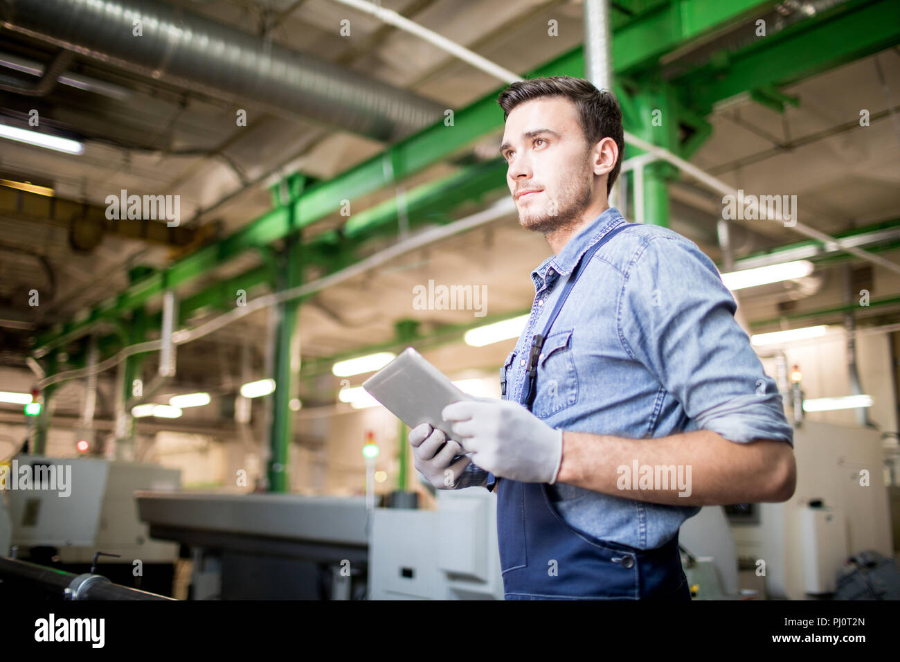 Adult engineer hi-res stock photography and images - Alamy