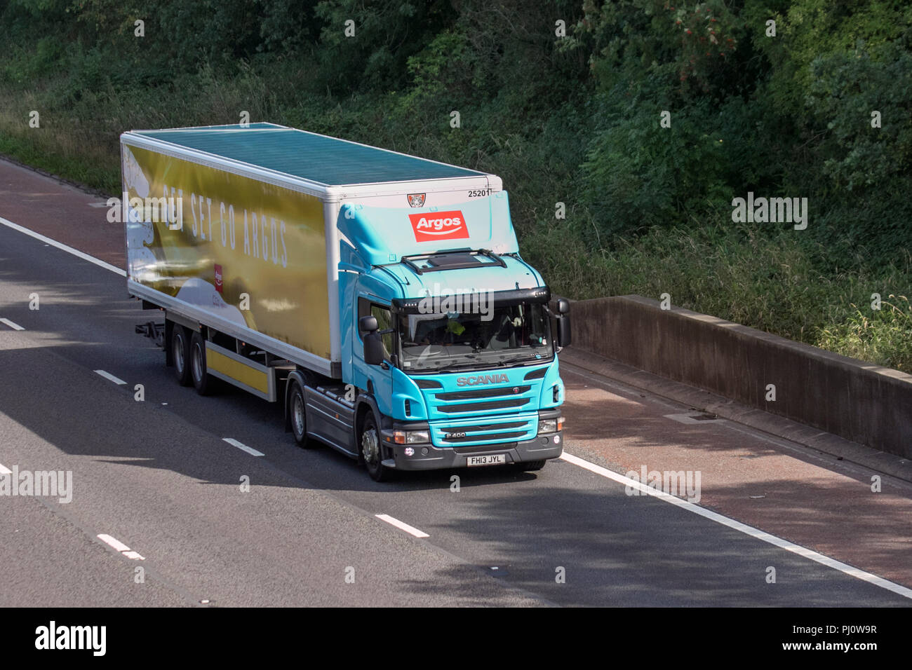 Argos Delivery Truck Stock Photos & Argos Delivery Truck Stock Images ...