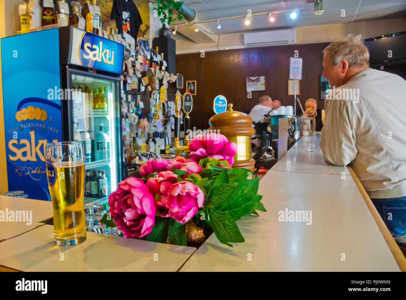 Valli baar hi-res stock photography and images - Alamy