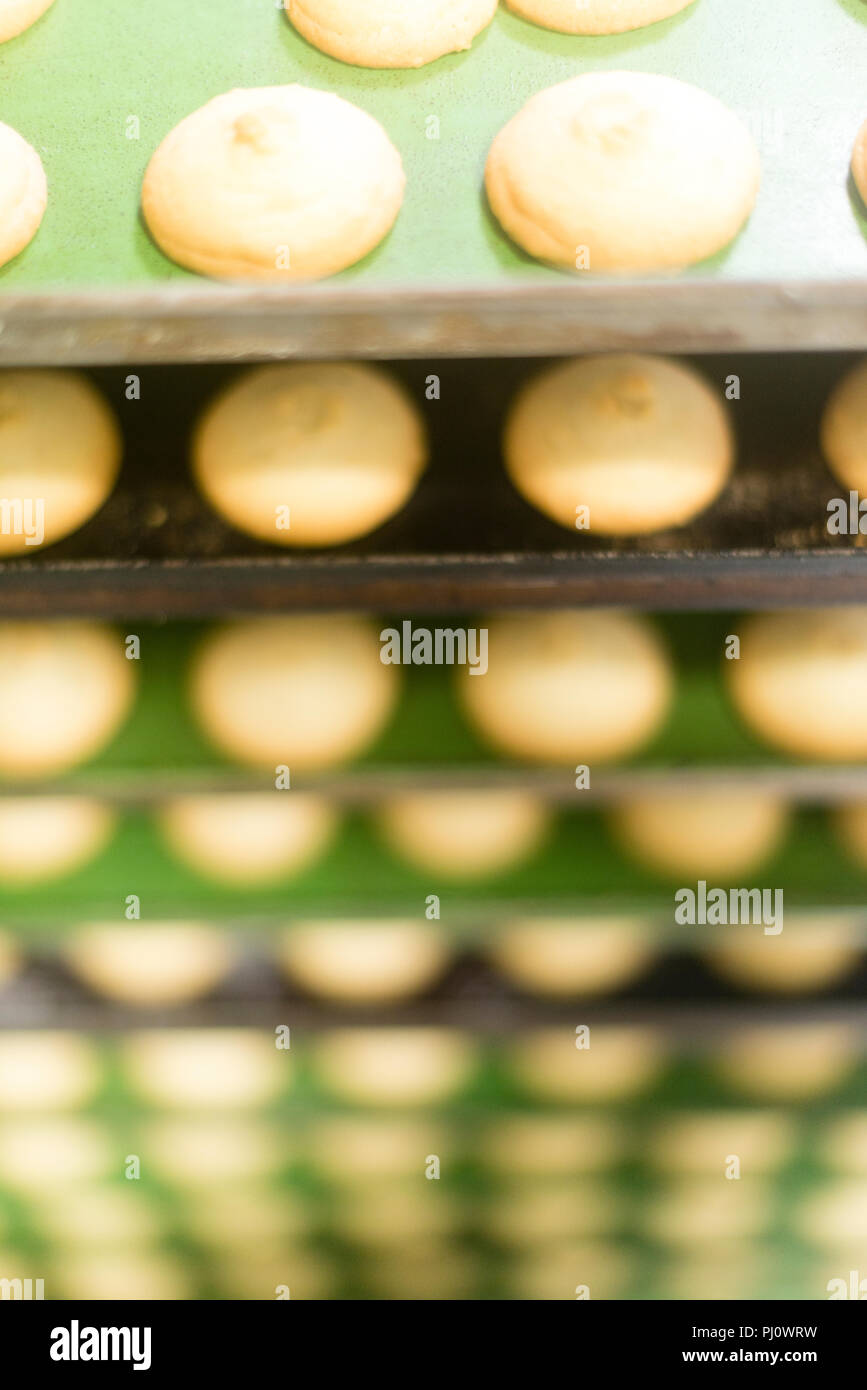 Making sweets hi-res stock photography and images - Alamy