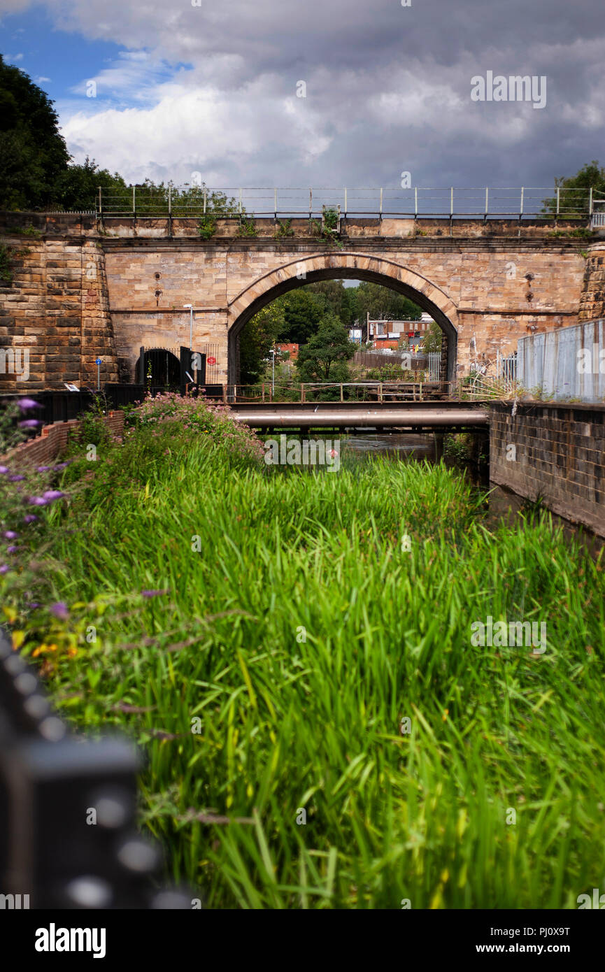 The Skerne Bridge / £5 note bridge, Bright water project, Darlington ...