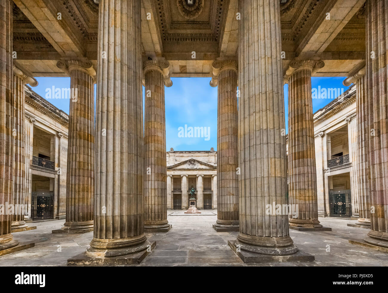Congreso de colombia hi-res stock photography and images - Alamy